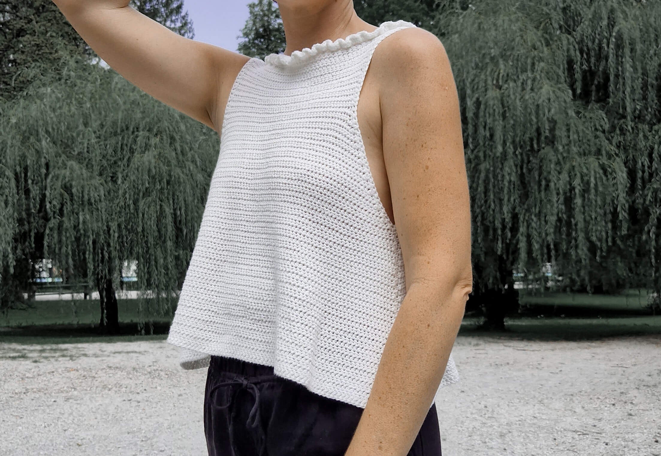 Sleeveless Triangle Top | Crochet Pattern by Loops Only